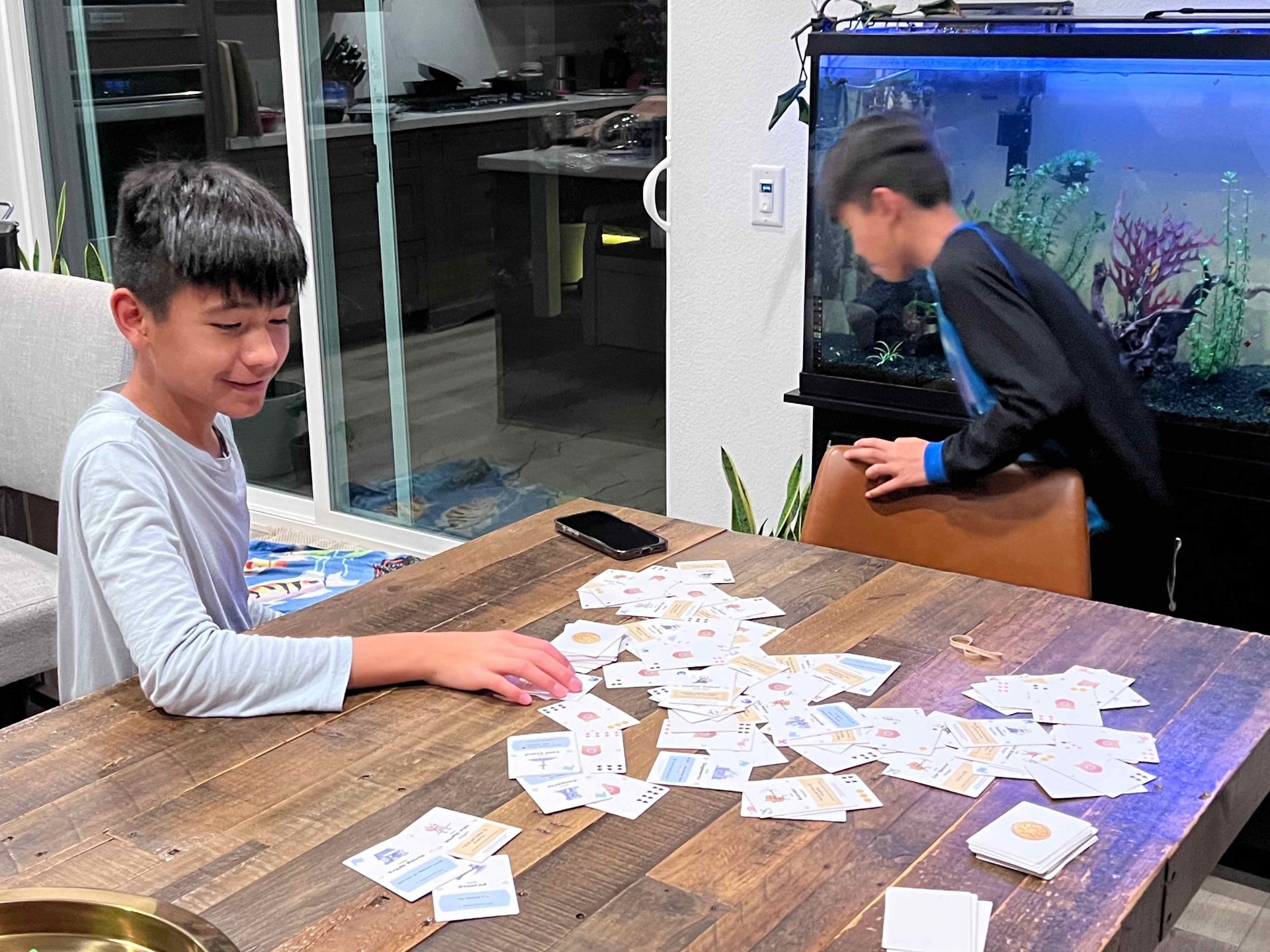 REBO - The Robot Build-and-Battle Card Game